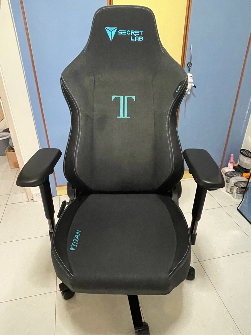 Secret Lab Gaming Chair, Furniture & Home Living, Furniture, Chairs on ...