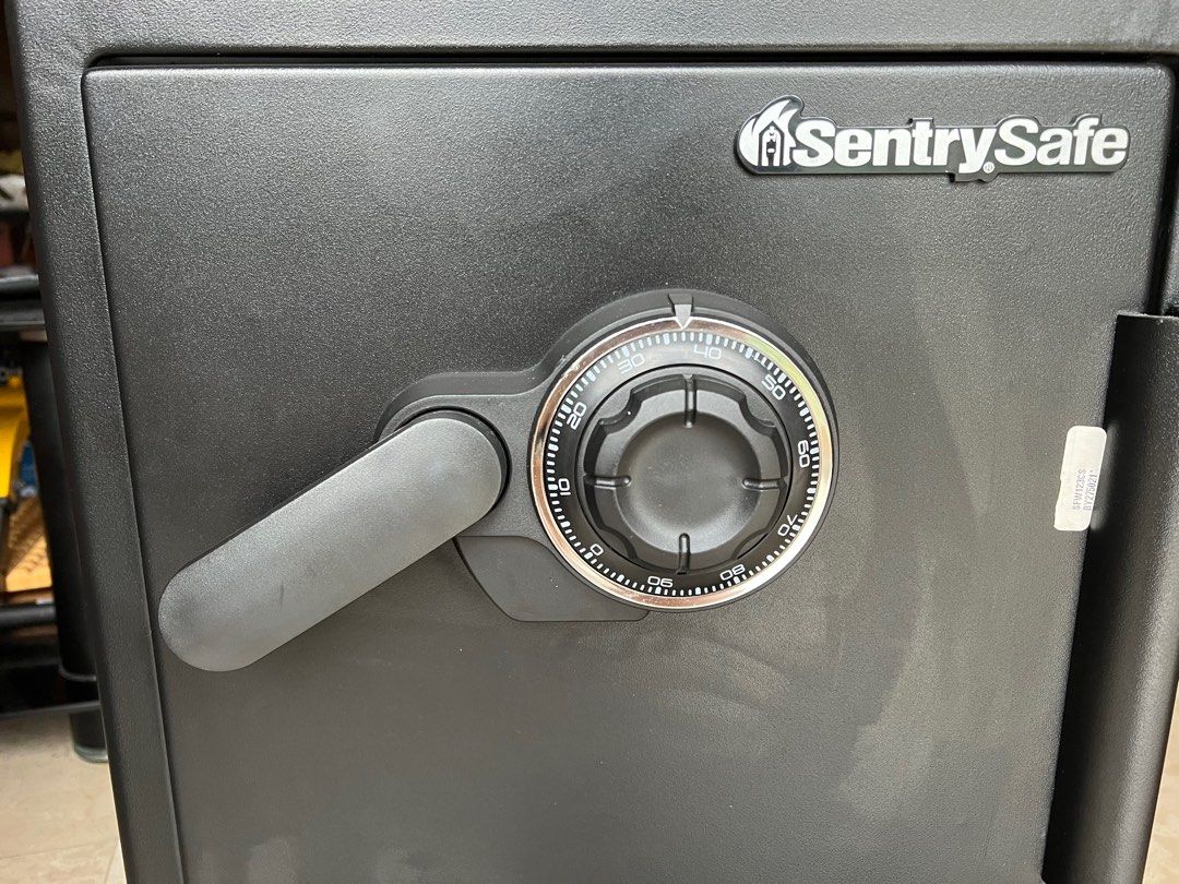 SENTRY SAFE, TV & Home Appliances, Other Home Appliances on Carousell