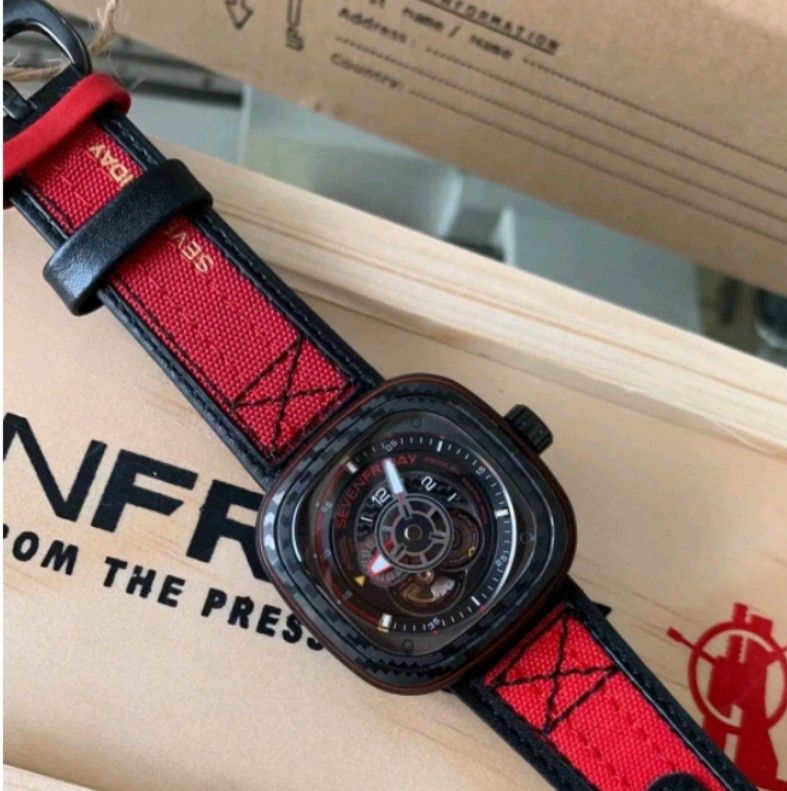 SEVENFRIDAY, Luxury, Watches on Carousell