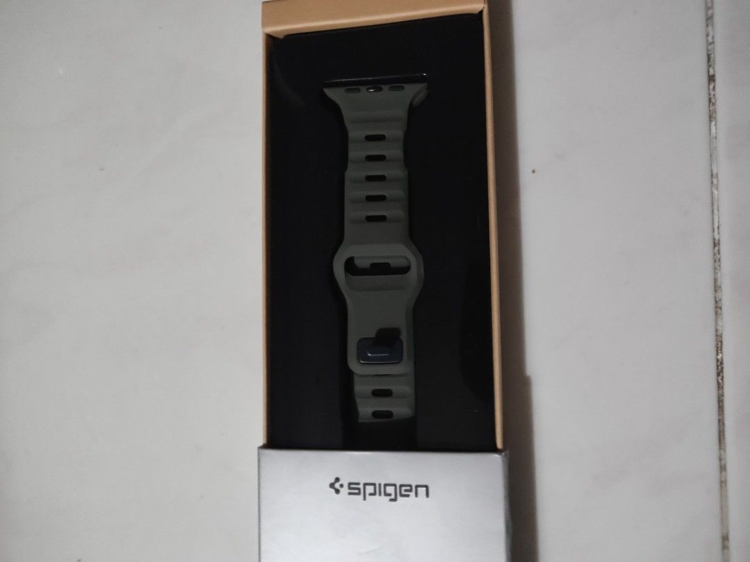 Spigen apple watch sport strep, Mobile Phones & Gadgets, Wearables ...