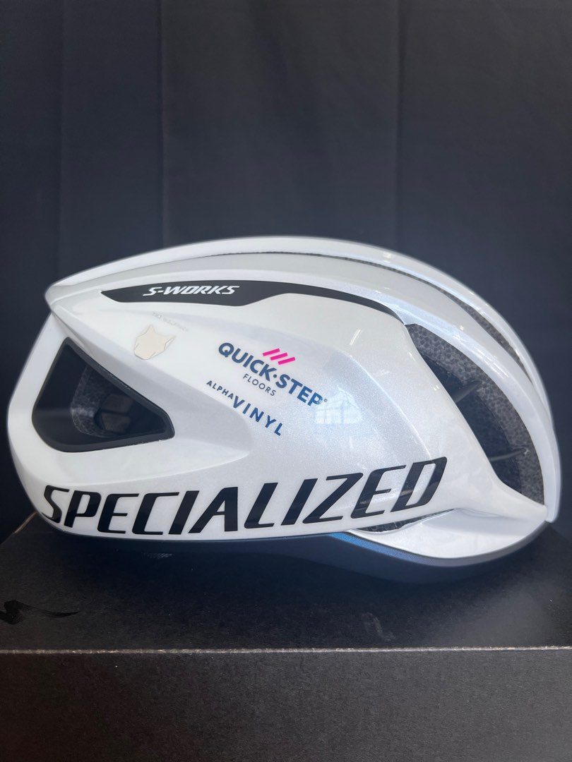 S-Works Prevail 3 helmet - Quickstep team edition, Sports Equipment ...