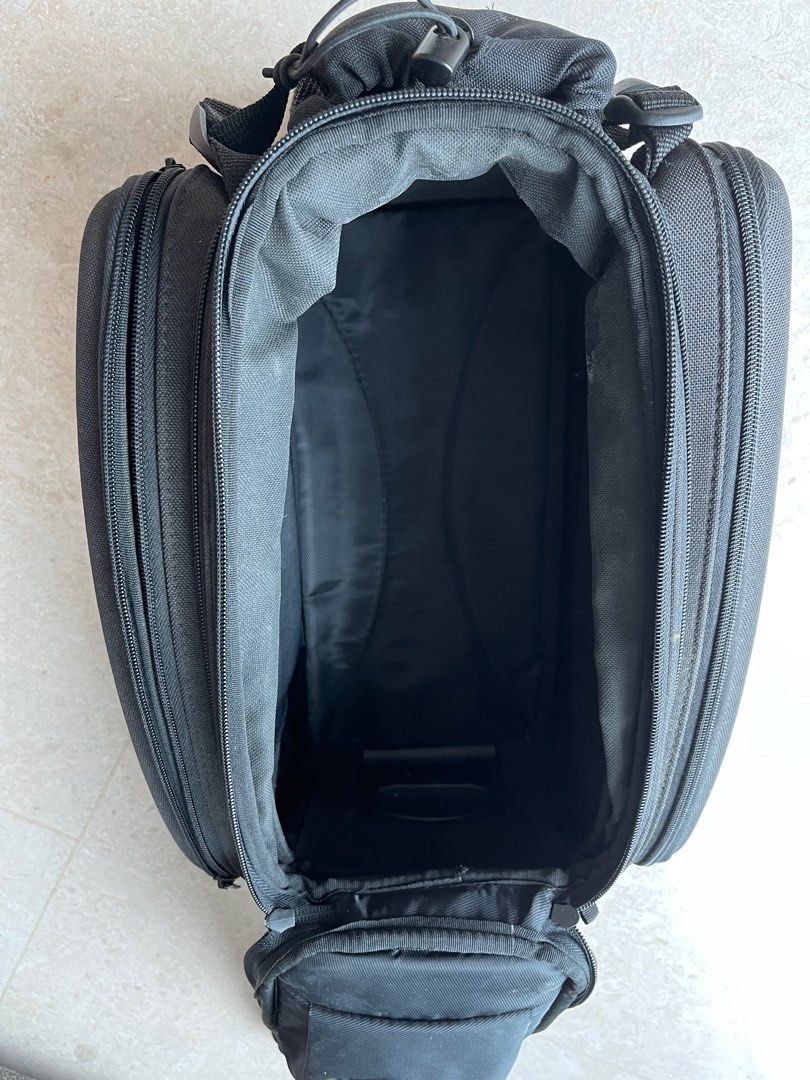 Topeak trunk bag and rack, Sports Equipment, Bicycles & Parts, Parts ...