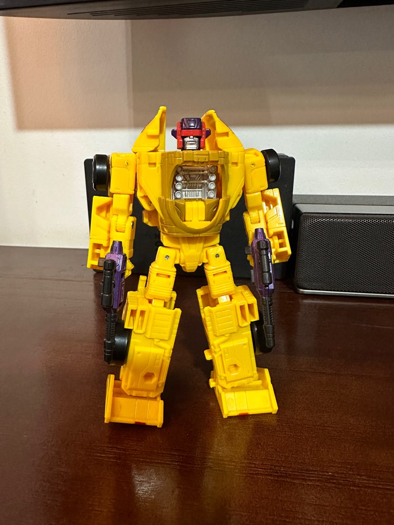 Transformers legacy drag strip menasor deluxe dragstrip, Hobbies & Toys ...