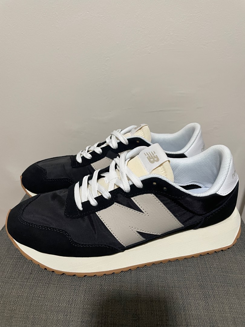 NB 237 [US 10], Men's Fashion, Footwear, Sneakers on Carousell