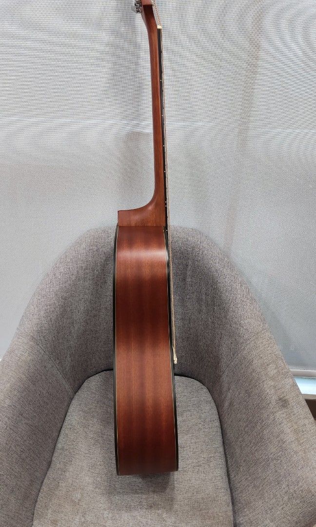 Walden D570 Red Cedar Acoustic Guitar, Hobbies & Toys, Music & Media ...