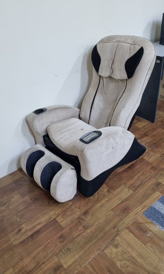 Well used Massage Chair, Furniture & Home Living, Furniture, Other Home ...