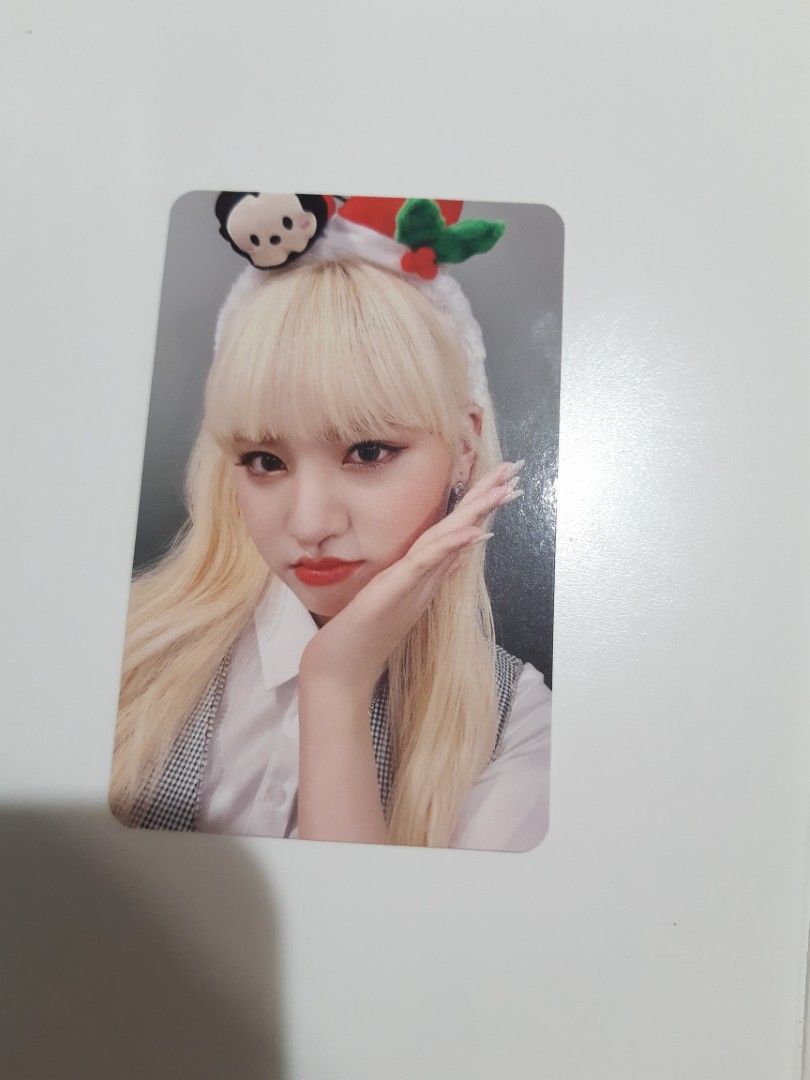 Wts liz wonderwall pob eleven, Hobbies & Toys, Memorabilia ...