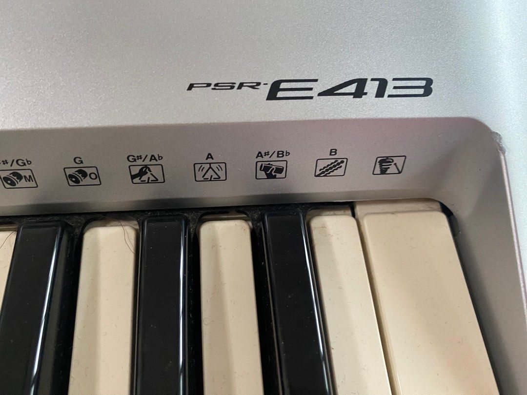 Yamaha keyboard PSR E413, Hobbies & Toys, Music & Media, Musical ...
