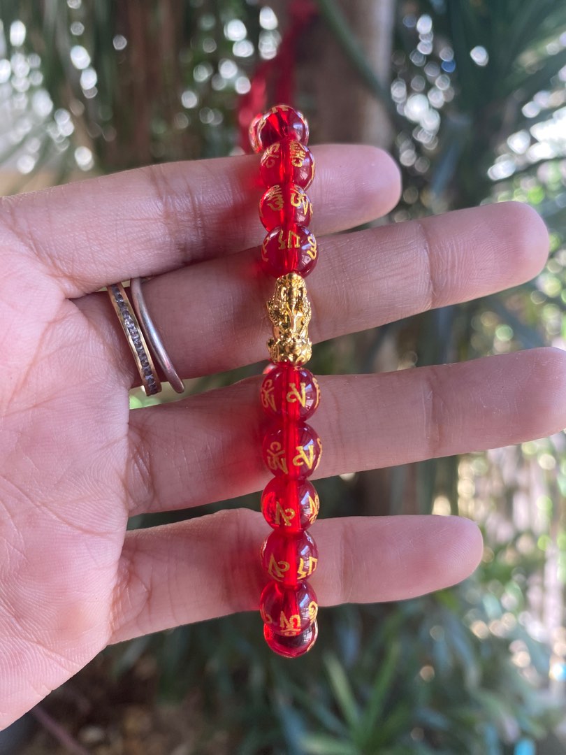18k Gold PiYao Pixiu in Red Mantra, Women's Fashion, Jewelry ...
