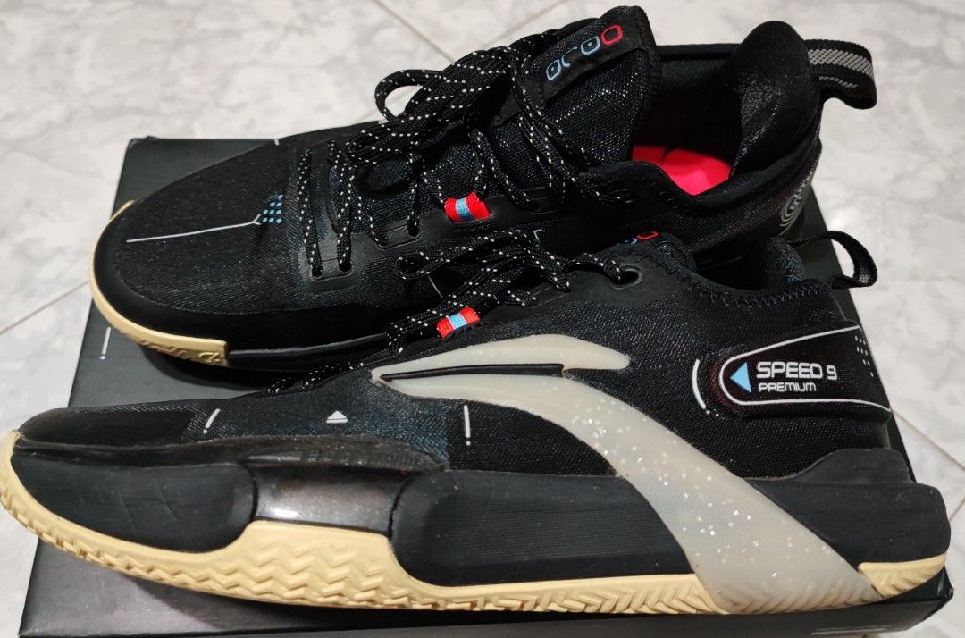 Basketball Shoes - Lining Speed 9, Everything Else on Carousell