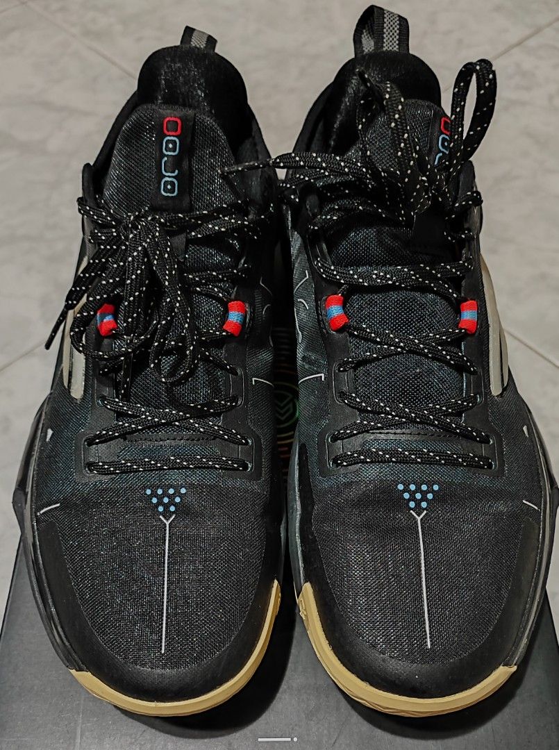 Basketball Shoes - Lining Speed 9, Everything Else on Carousell