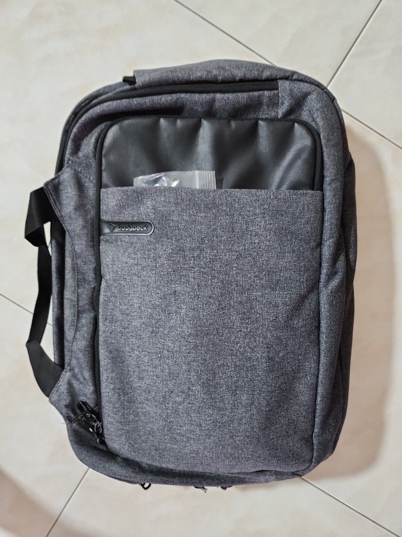 Bodypack bag, Men's Fashion, Bags, Backpacks on Carousell