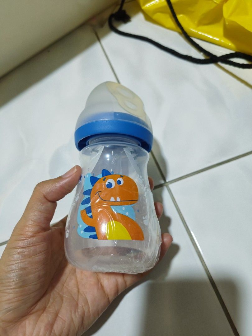 Botol susu, Babies & Kids, Nursing & Feeding, Breastfeeding & Bottle ...