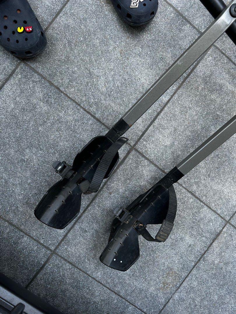 Buzzrack Buzzybee H2 with Tow Hitch for Toyota Raize, Sports Equipment ...