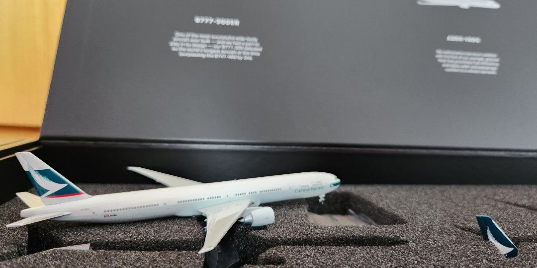 Cathay Pacific Aircraft Model 75th Anniversary, Luxury, Accessories on ...