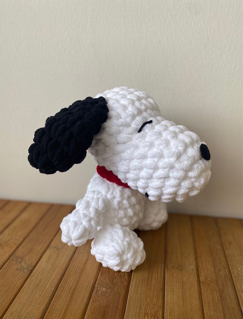 Crochet Snoopy & Woodstock, Hobbies & Toys, Stationery & Craft ...