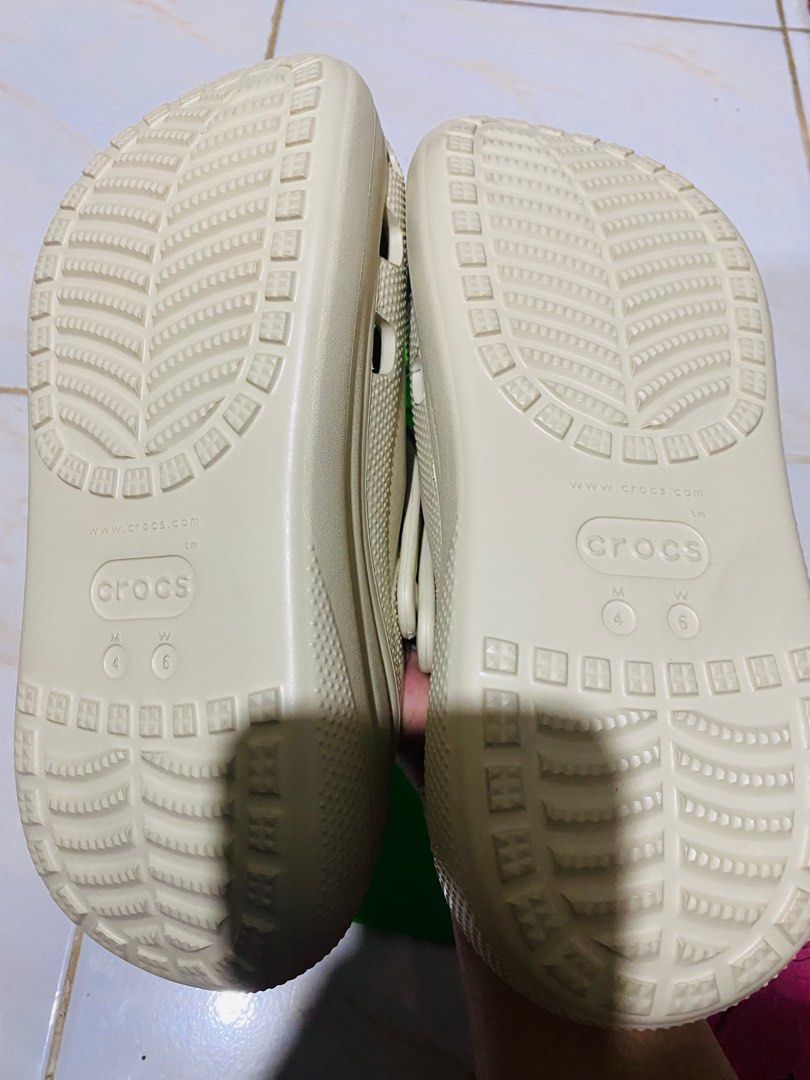 Crocs Classic Crush Clog Wedge!, Women's Fashion, Footwear, Slippers ...