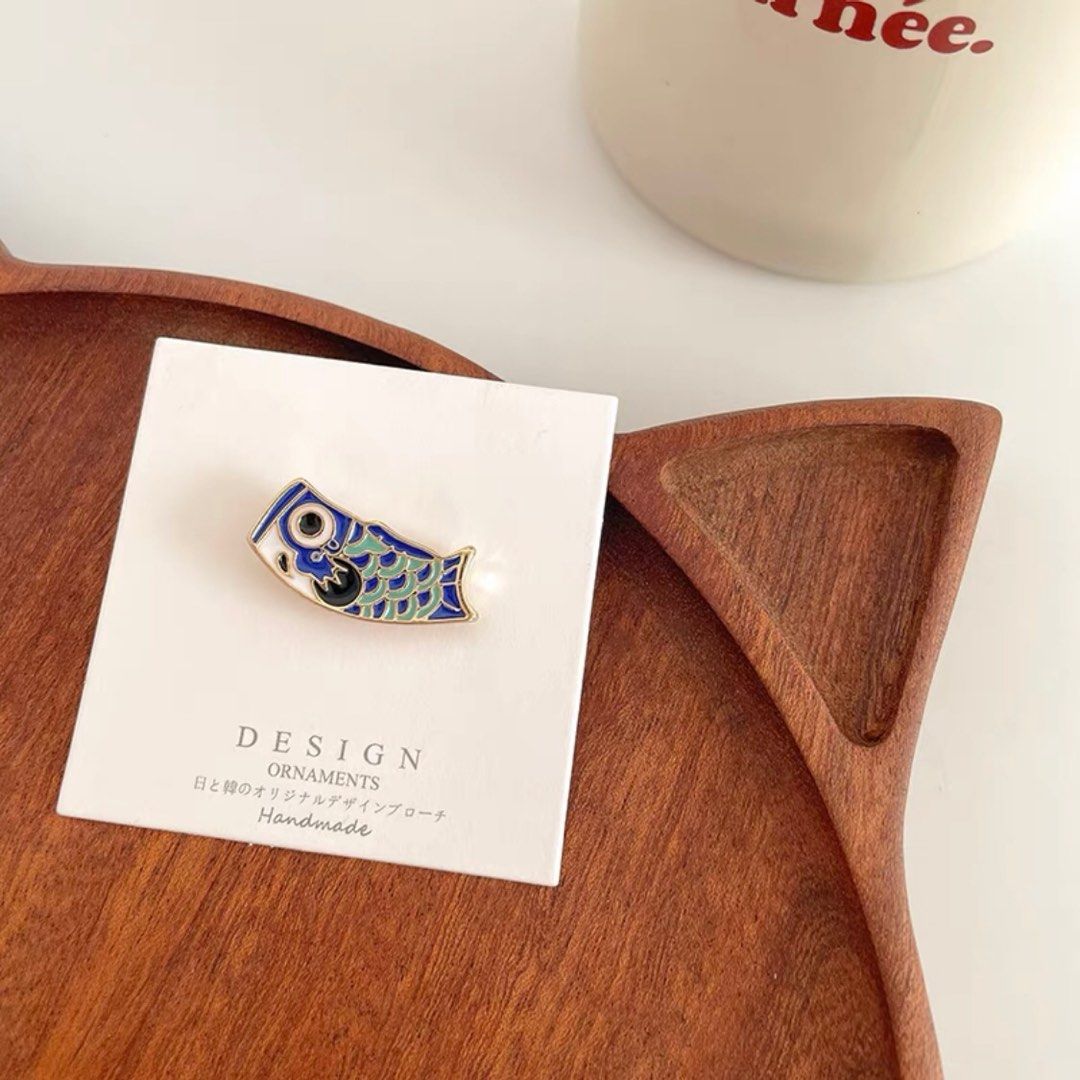 Cute Japanese Pins, Women's Fashion, Watches & Accessories, Other ...