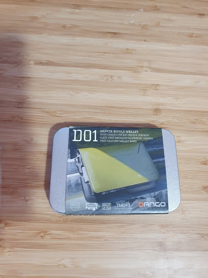 Dango wallet D01 Dapper bifold, Men's Fashion, Watches & Accessories ...