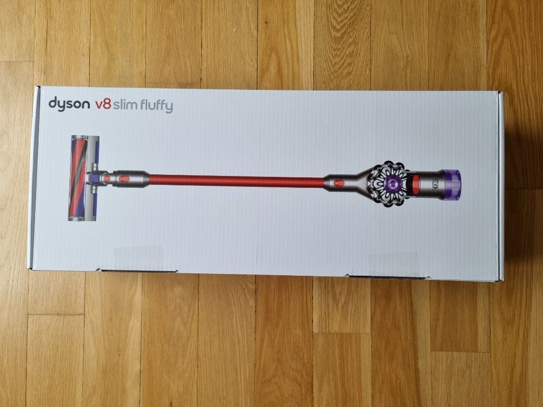 Dyson v8 slim fluffy, TV & Home Appliances, Vacuum Cleaner ...