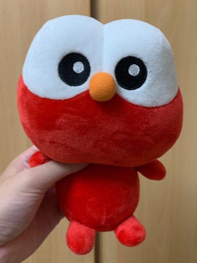 Elmo Sesame Street Red Small Cute Soft Toy Plushie, Hobbies & Toys ...
