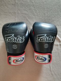 Fairtex muay thai/boxing gloves (12 oz), Sports Equipment, Other Sports ...