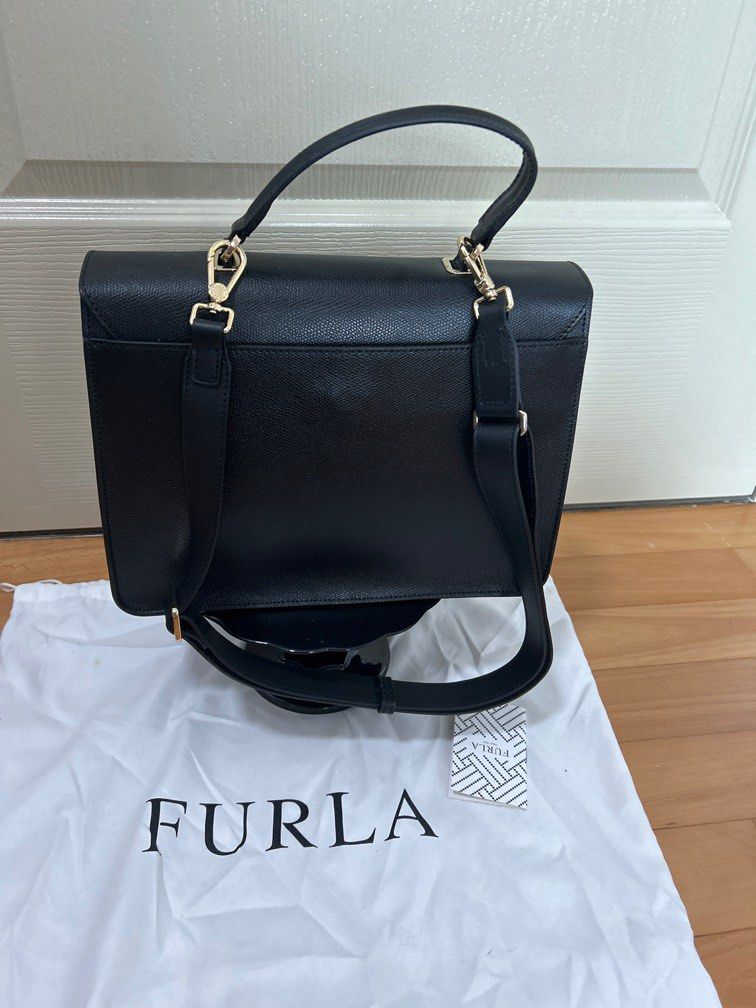 Furla metropolis medium black bag, Luxury, Bags & Wallets on Carousell
