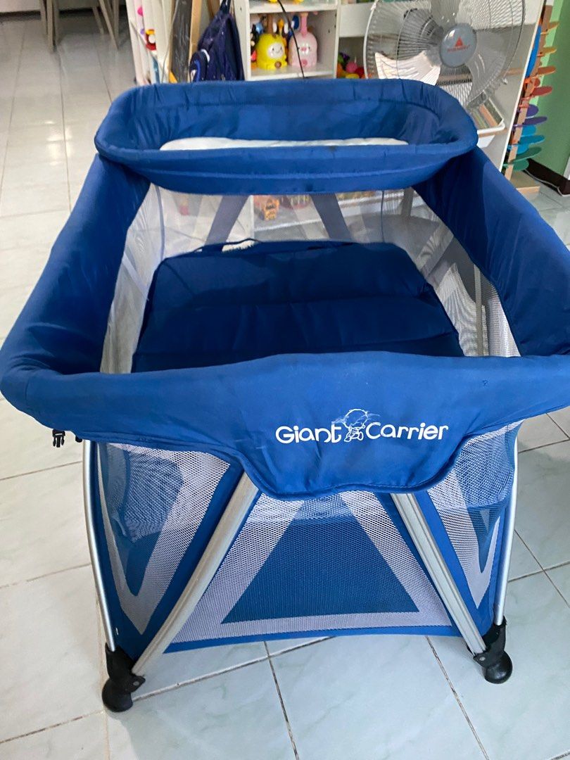 Giant Carrier Crib / Playpen Geofrey 2-way adjustable height, Babies ...