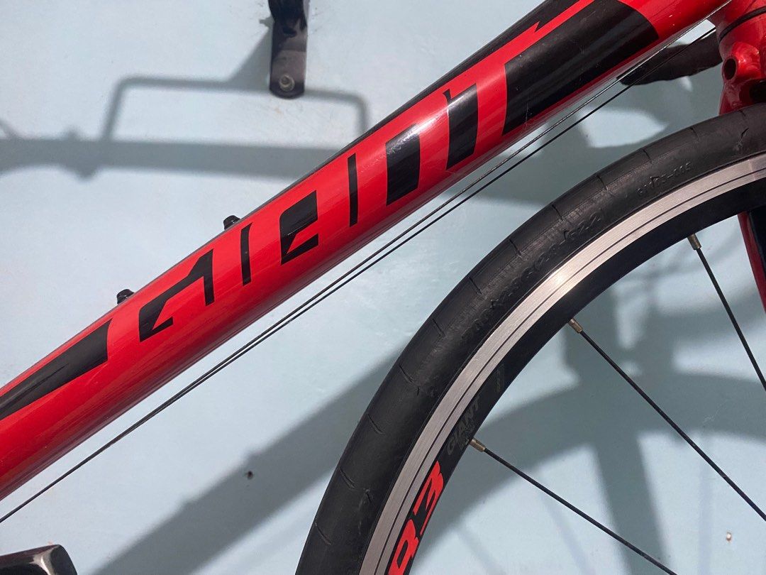 Giant Contend 3, Sports Equipment, Bicycles & Parts, Bicycles on Carousell