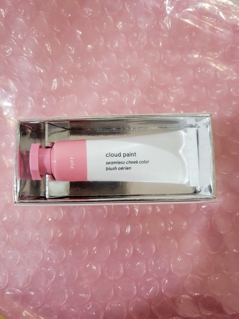 Glossier Cloudpaint PUFF, Beauty & Personal Care, Face, Makeup on Carousell