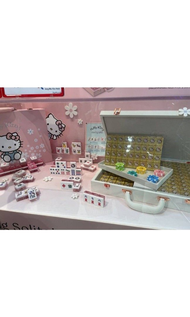 Hello Kitty Mahjong Set, Hobbies & Toys, Memorabilia & Collectibles ...