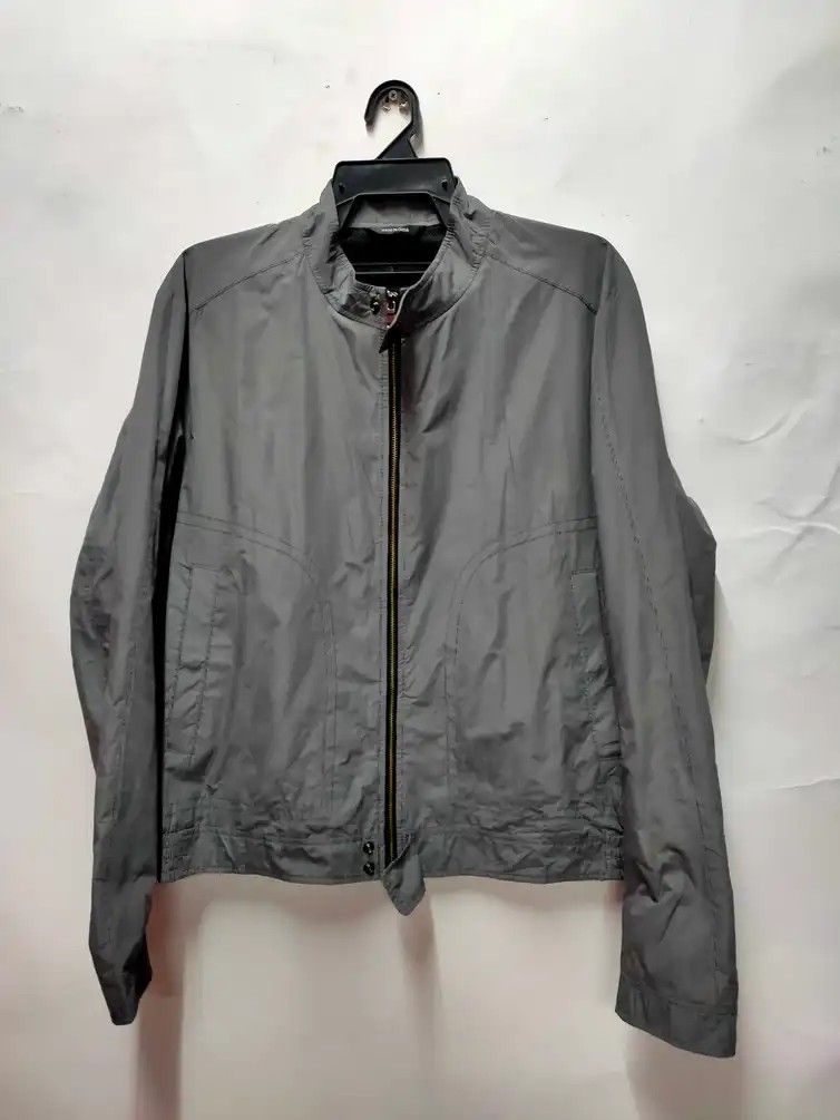 Hugo boss light jacket, Men's Fashion, Coats, Jackets and Outerwear on ...