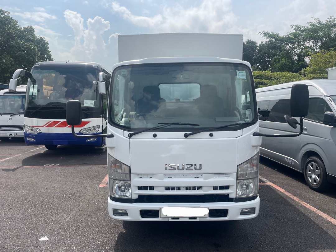 Rent Isuzu 14ft Lorry with Box, Cars, Commercial Vehicles, Rentals on ...
