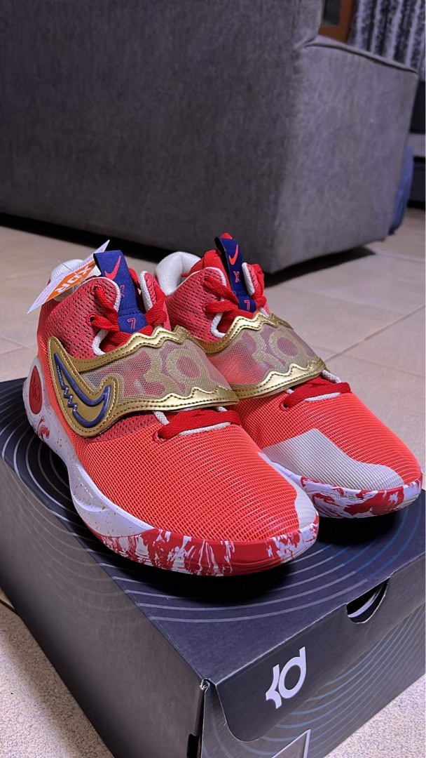 KD Trey 5 “University Red” on Carousell