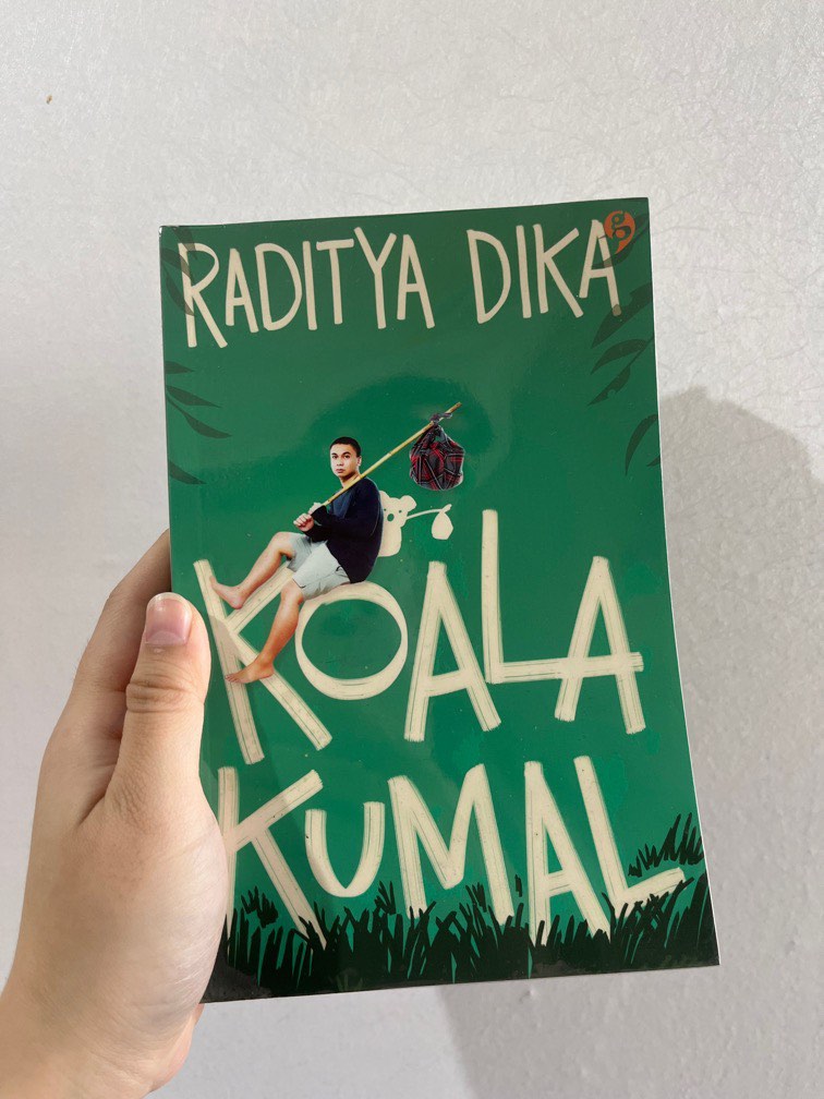 Koala Kumal - Raditya Dika, Buku & Alat Tulis, Buku di Carousell
