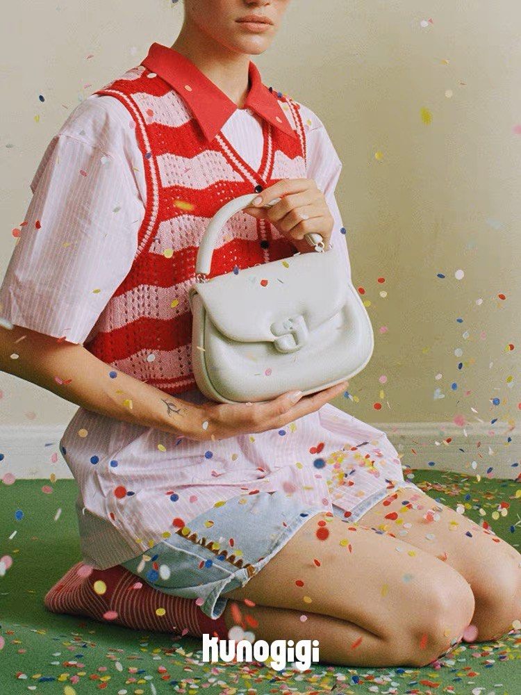 Kunogigi White Bag, Women's Fashion, Bags & Wallets, Cross-body Bags on ...