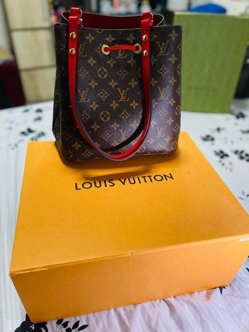 LV Neo Neo bucket bag, Luxury, Bags & Wallets on Carousell