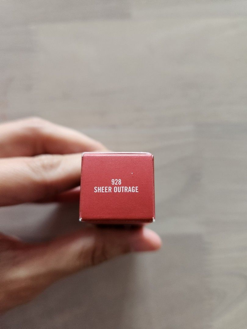 MAC Powder Kiss Lipstick (928 Sheer Outrage), Beauty & Personal Care ...