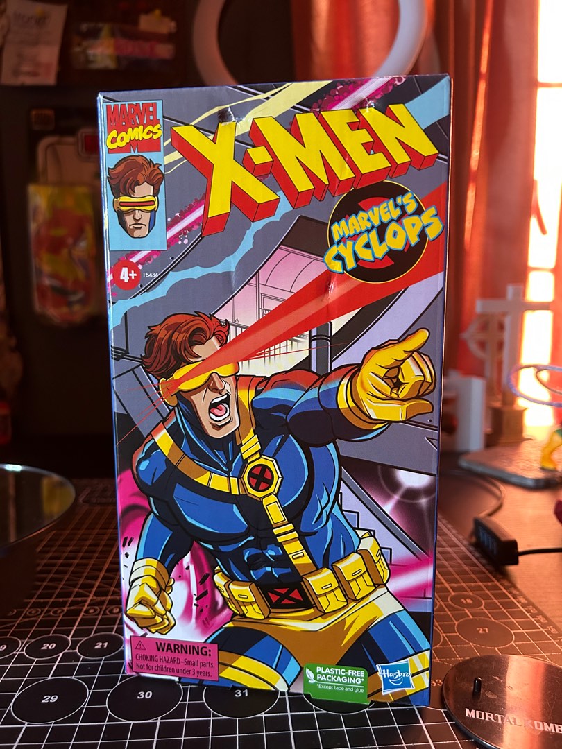 Marvel Legends VHS Cyclops (Dented Box) on Carousell
