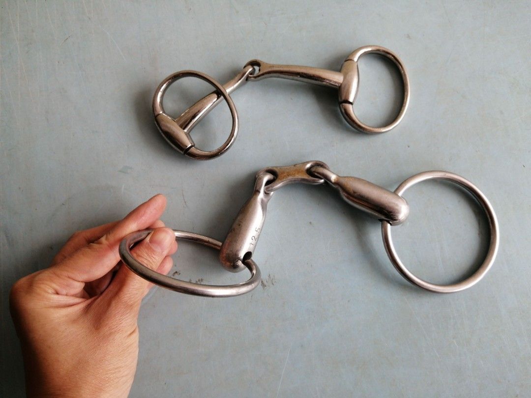 Metal Horse Bit Snaffle Bit Horse Riding, Hobbies & Toys, Memorabilia ...