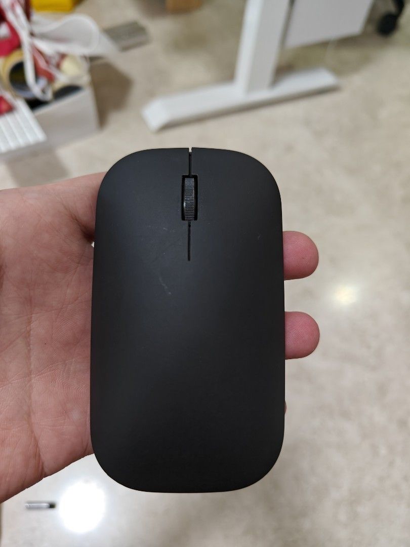Microsoft designer Bluetooth mouse, Computers & Tech, Parts ...