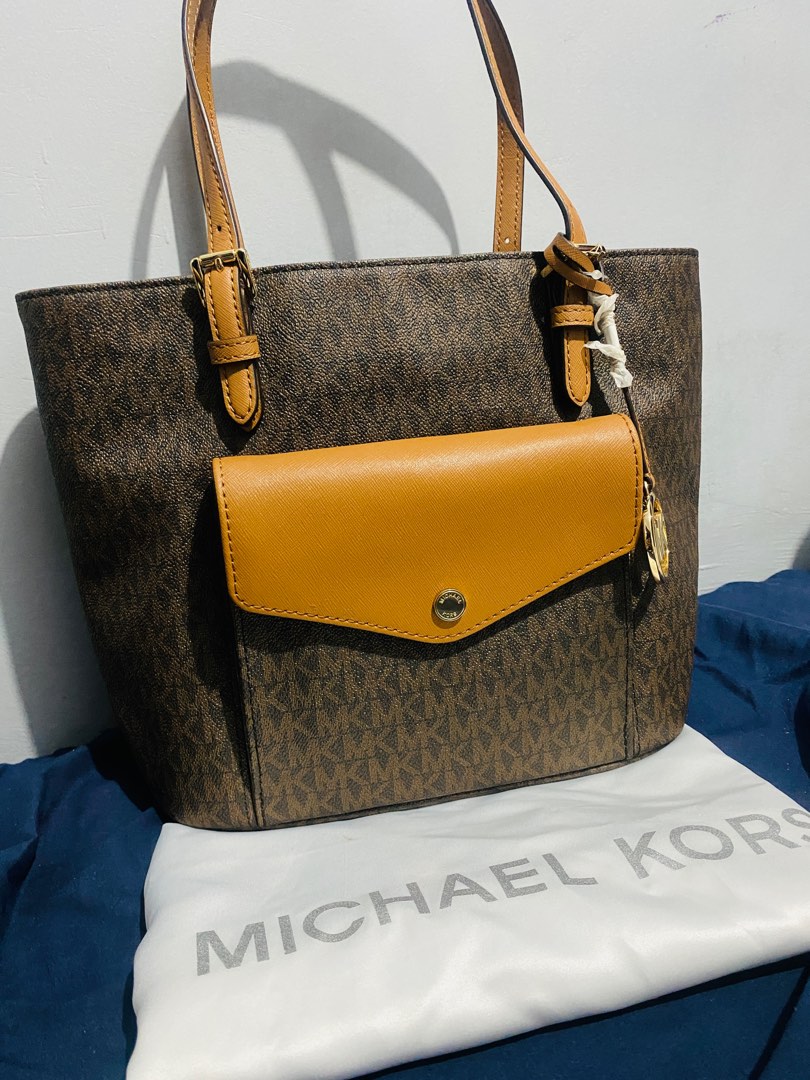 MK Jetset tote bag medium on Carousell
