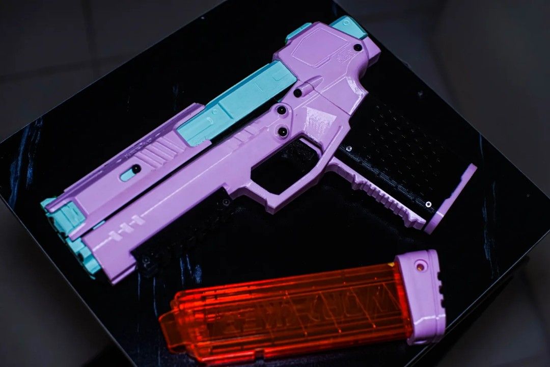 Nerf Gecko cyberpunk edge runners rebbeca blaster (Lizzy), Hobbies ...