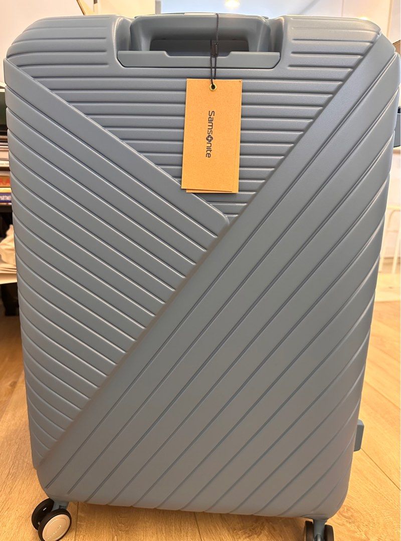 New Samsonite Robez Spinner 75/28 light blue, Hobbies & Toys, Travel ...