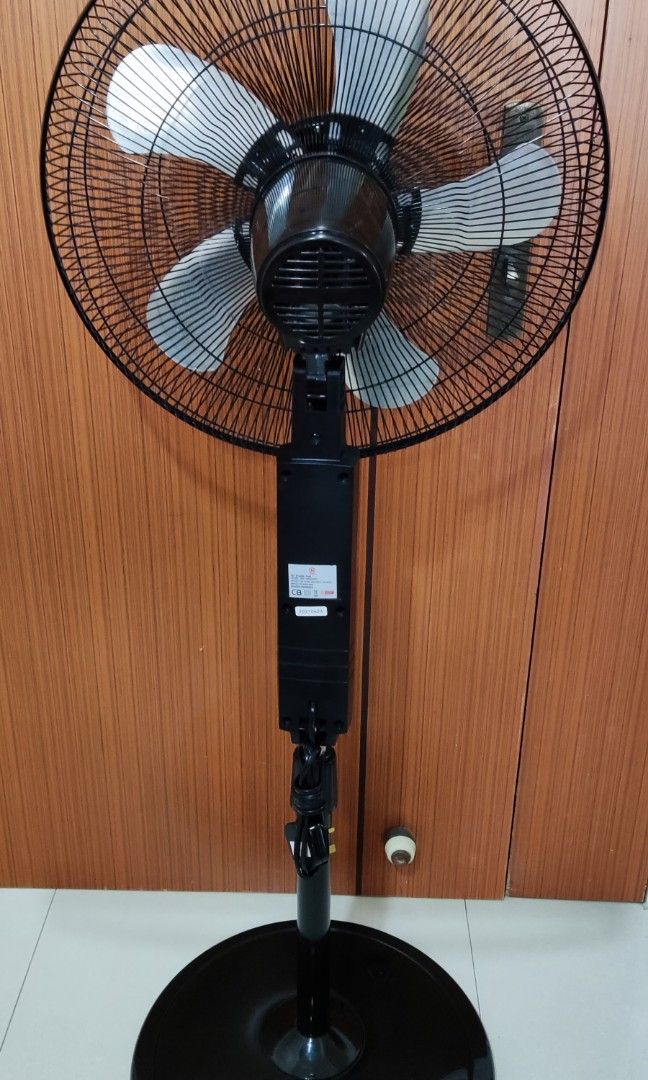 Nushi 18" stand fan, Furniture & Home Living, Lighting & Fans, Fans on ...