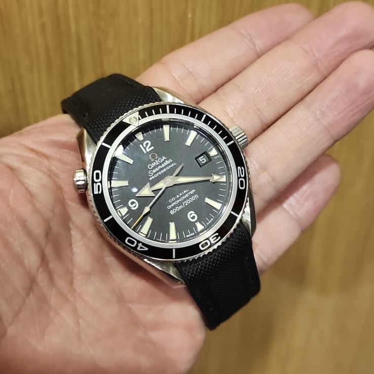 Omega Seamaster Planet Ocean 42mm, Luxury, Watches on Carousell