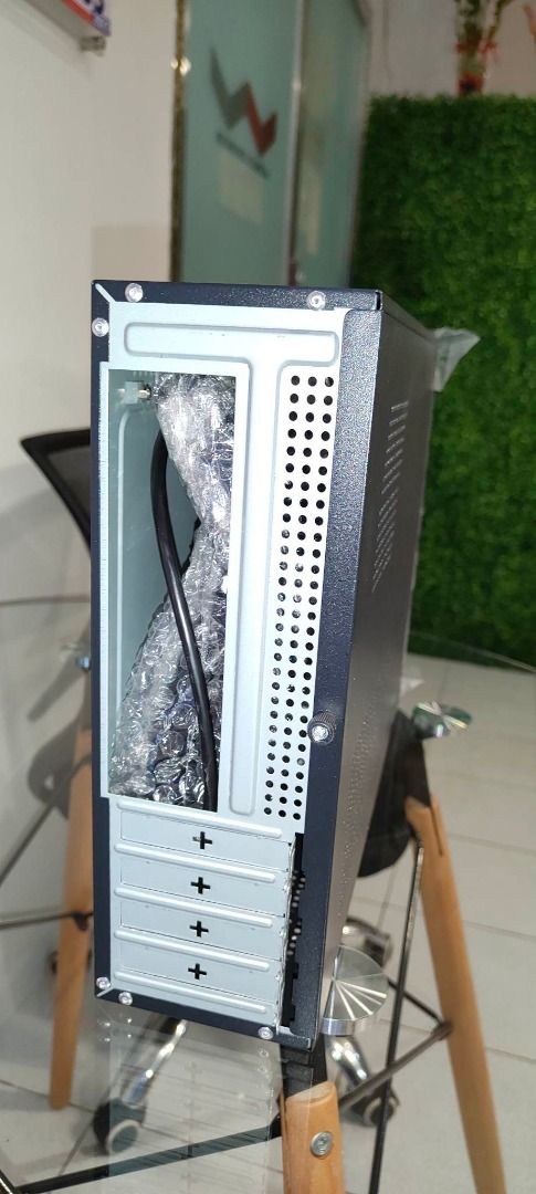 Powerlogic Q5 Slim Mini-Micro ATX PC Desktop Case with 600w PSU ...