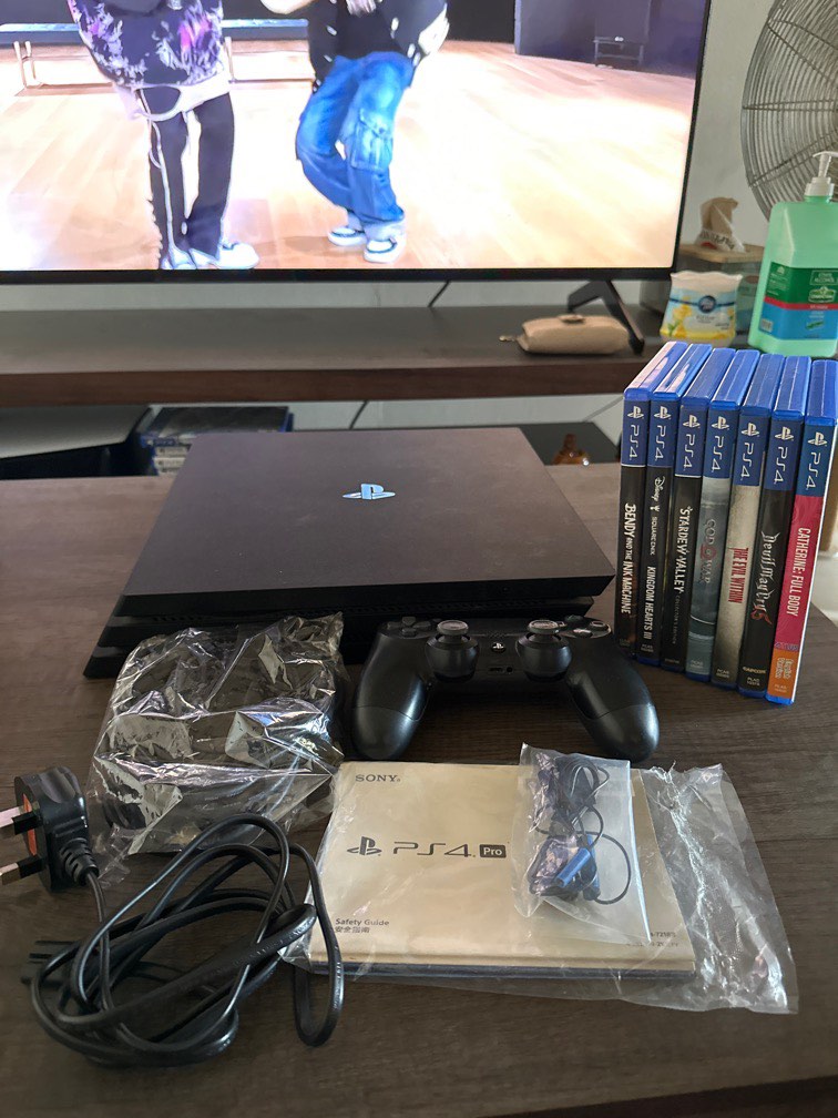 PS4 Pro 1TB with Physical Games, Video Gaming, Video Game Consoles ...