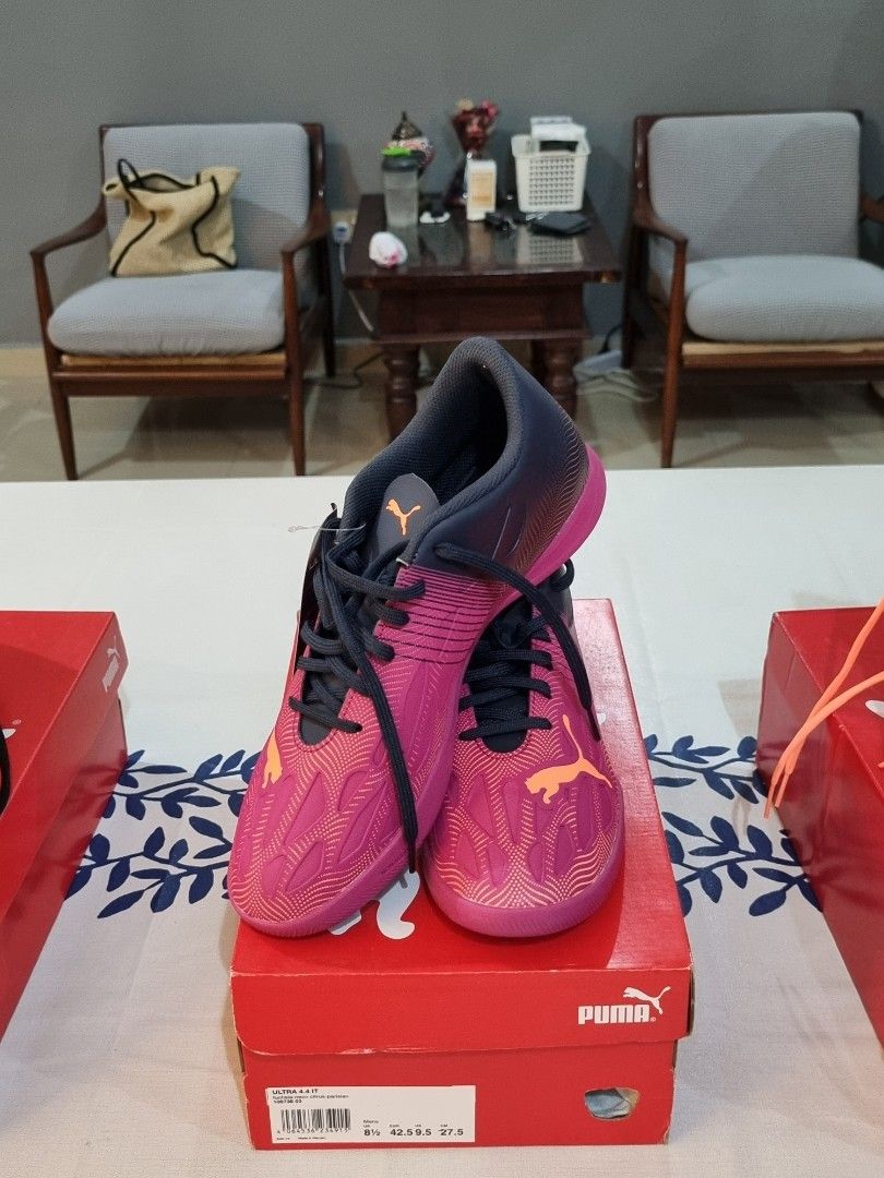 Puma futsal shoes (court), Men's Fashion, Footwear, Sneakers on Carousell
