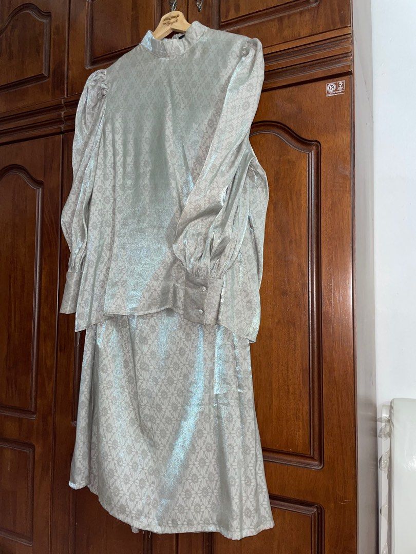 RAYA 2023 ZALIA High Neck Top With Plate Skirt Set, Women's Fashion ...